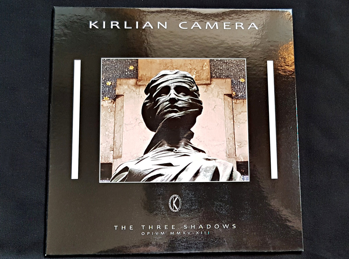 The Three Shadows - 7" vinyl | Kirlian Camera