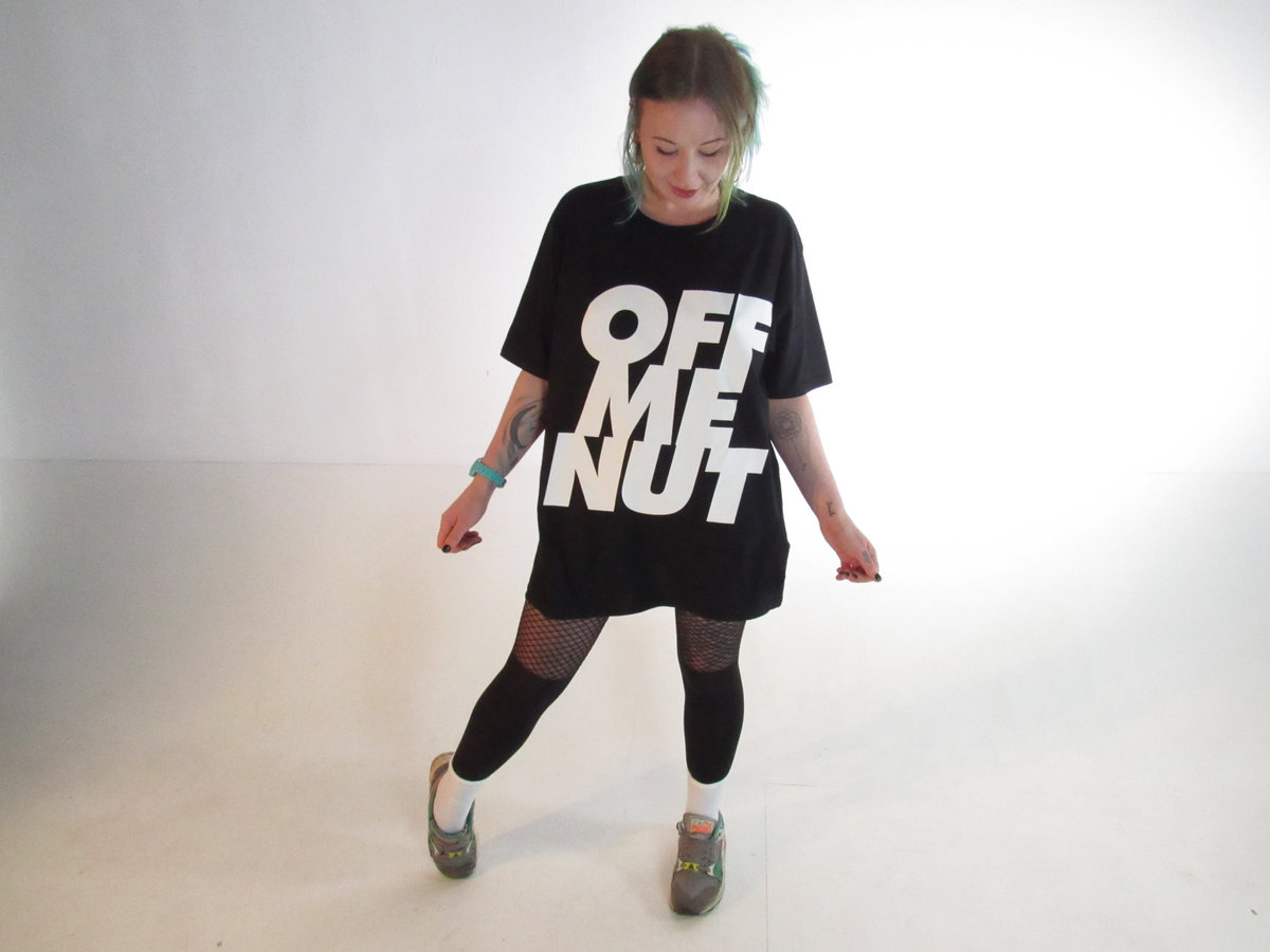 Chunky Logo Tee - BLACK | Off Me Nut Merch