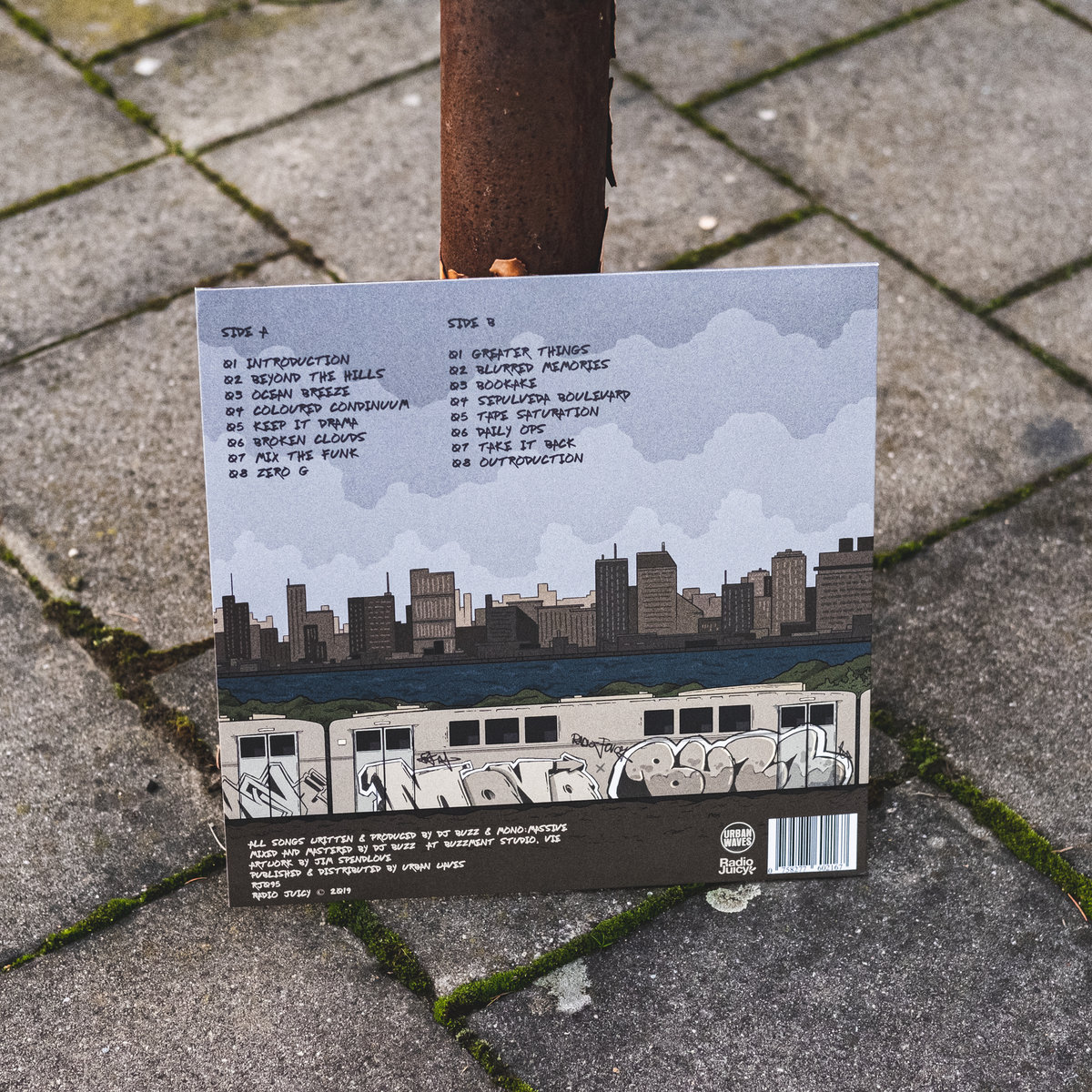 Play | DJ Buzz & Mono:Massive | Radio Juicy