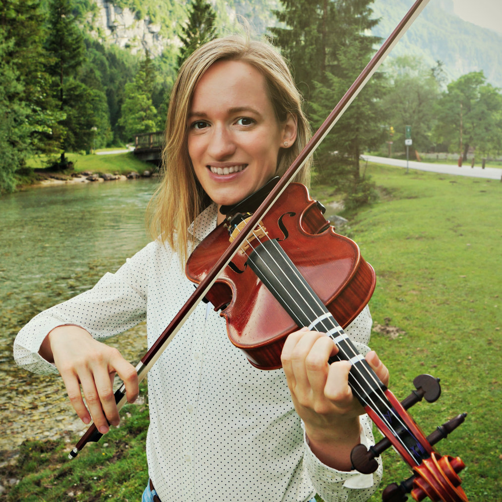 Pracht, Robert - Cradle Song | Julia's Violin Academy
