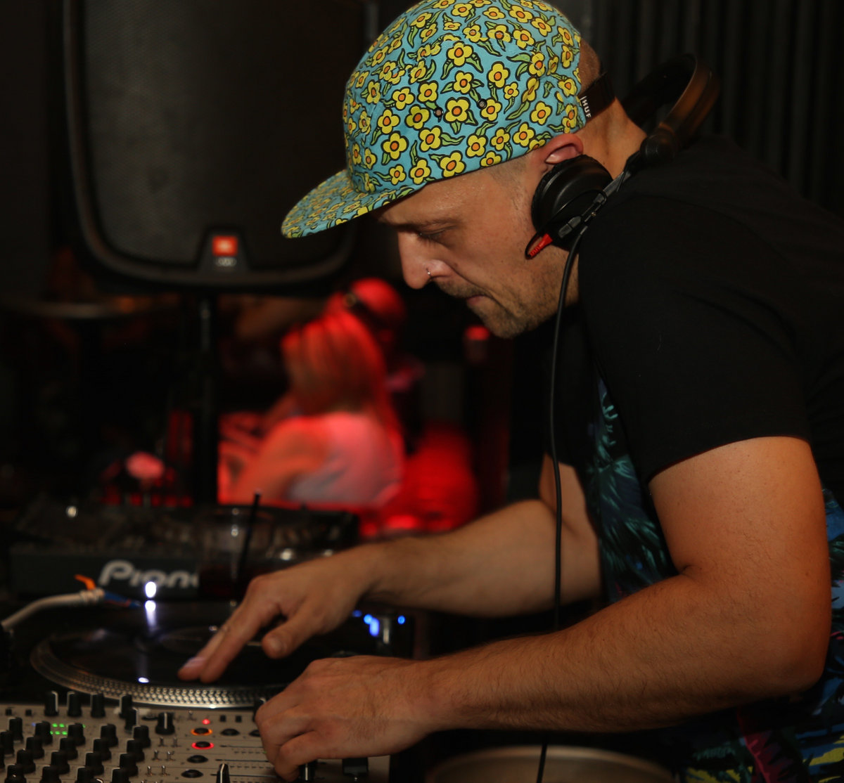 Current Climate | MIKE LAZY