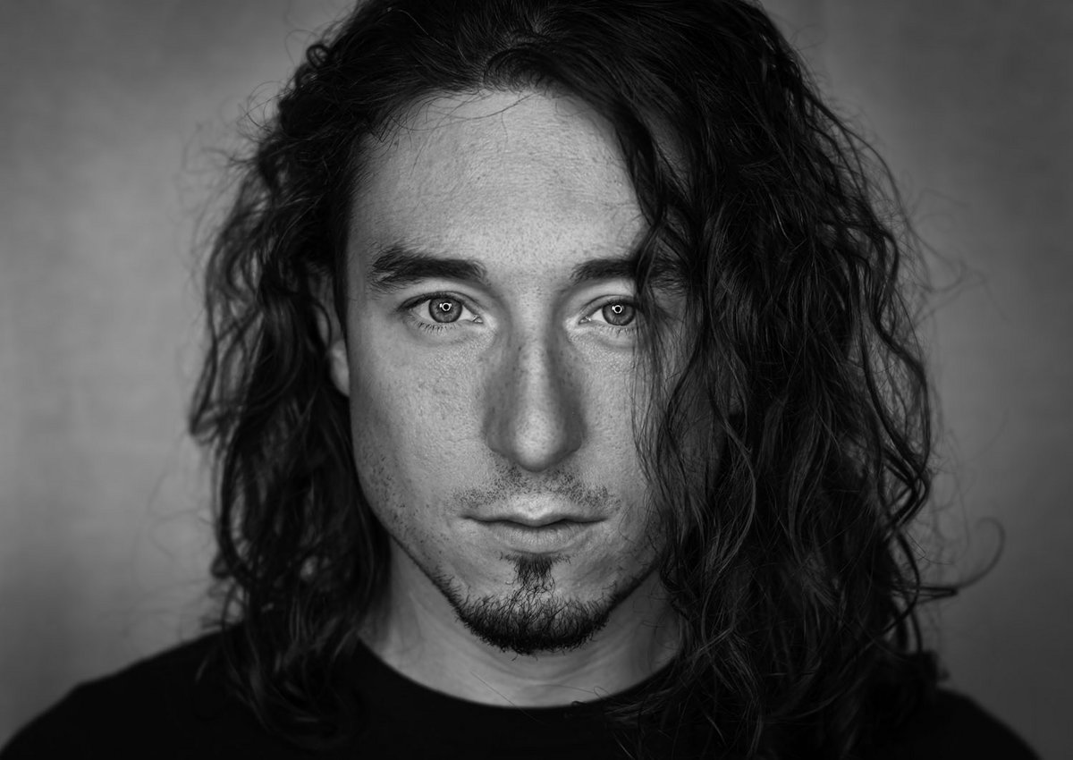 Novella / / My Soul For A Favor | Brian Wade