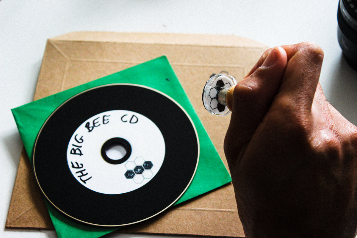 Bigbee Full Mp3 - Reverend raven the chain smoking altar boys. - Bilouze