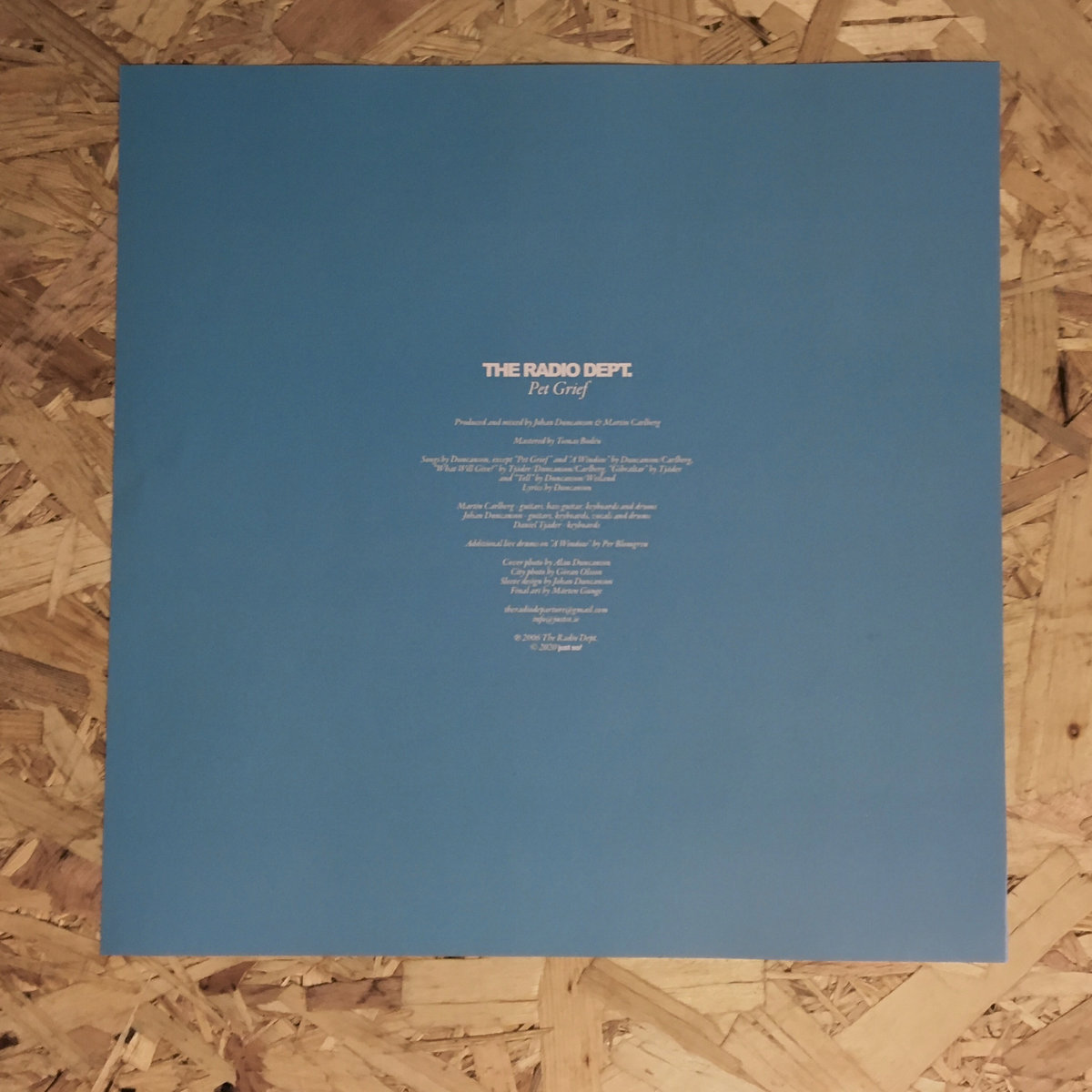 Pet Grief | The Radio Dept.