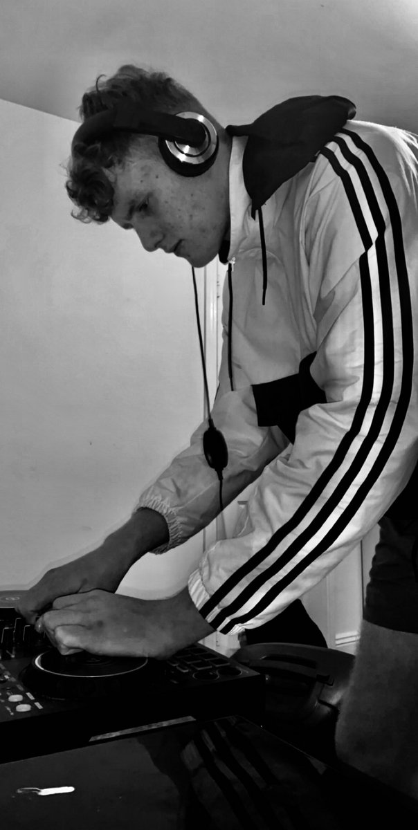 Isolated in the hood ep | WJHB