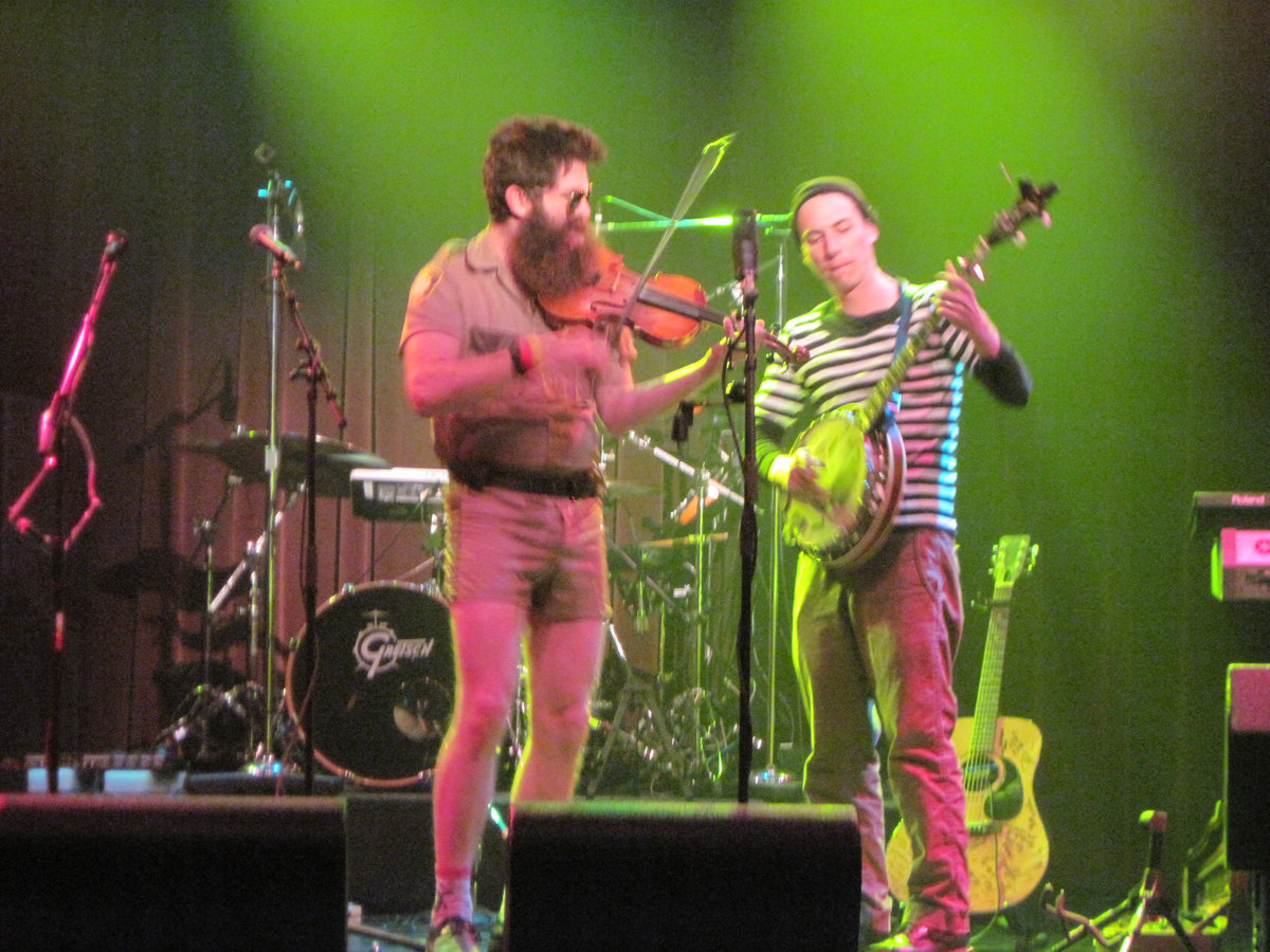 Dos Señoritas: Classic Banjo Duets | Aaron Jonah Lewis and Ben Belcher