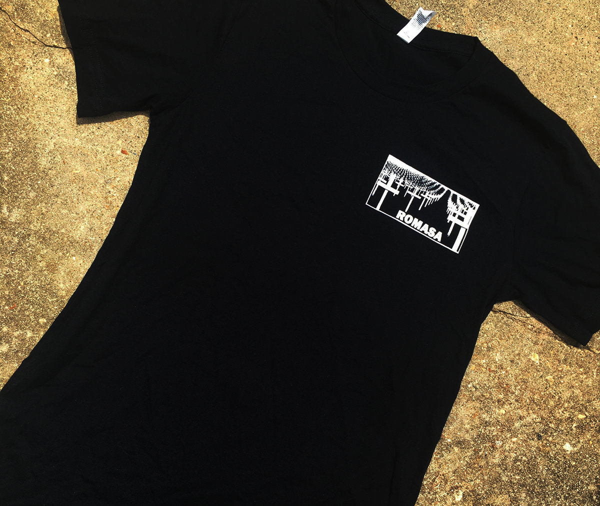 A GLIMPSE INTO THE FUTURE SHORT SLEEVE | ROMASA
