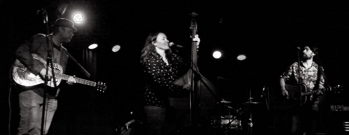 WHEN WE WERE LIVE | Jenny Wren and Her Borrowed Wings