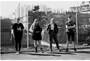 Music | Mormor Kommer