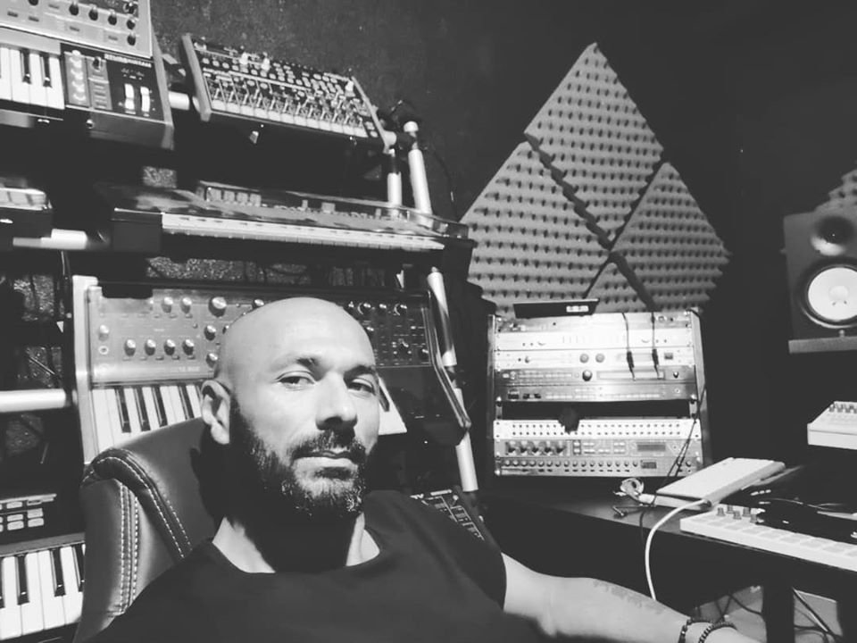 Simplu | Gregore Konstantine