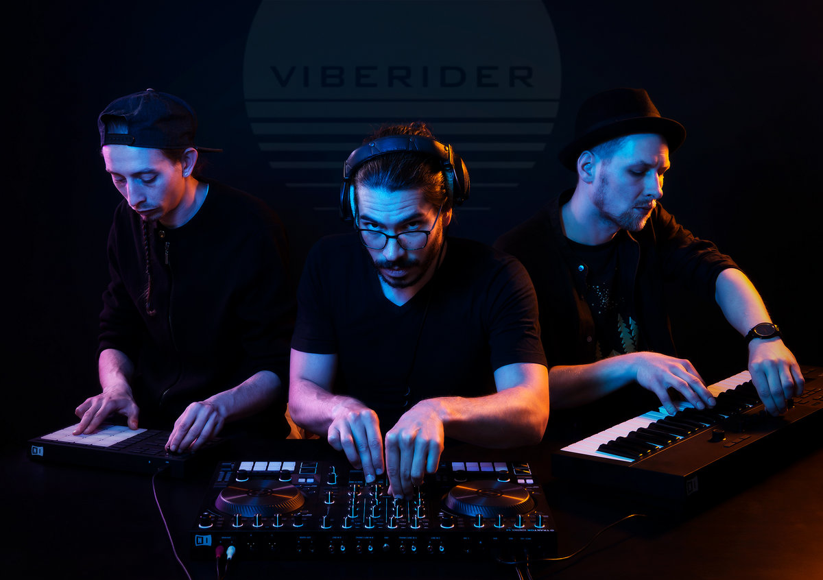 Hola Señorita | VIBERIDER