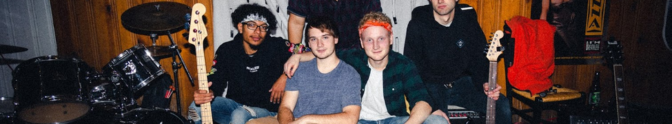 Teenage Romance | Cigs Inside