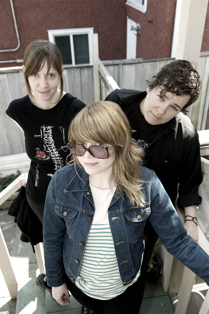 Good'ish | EP Island