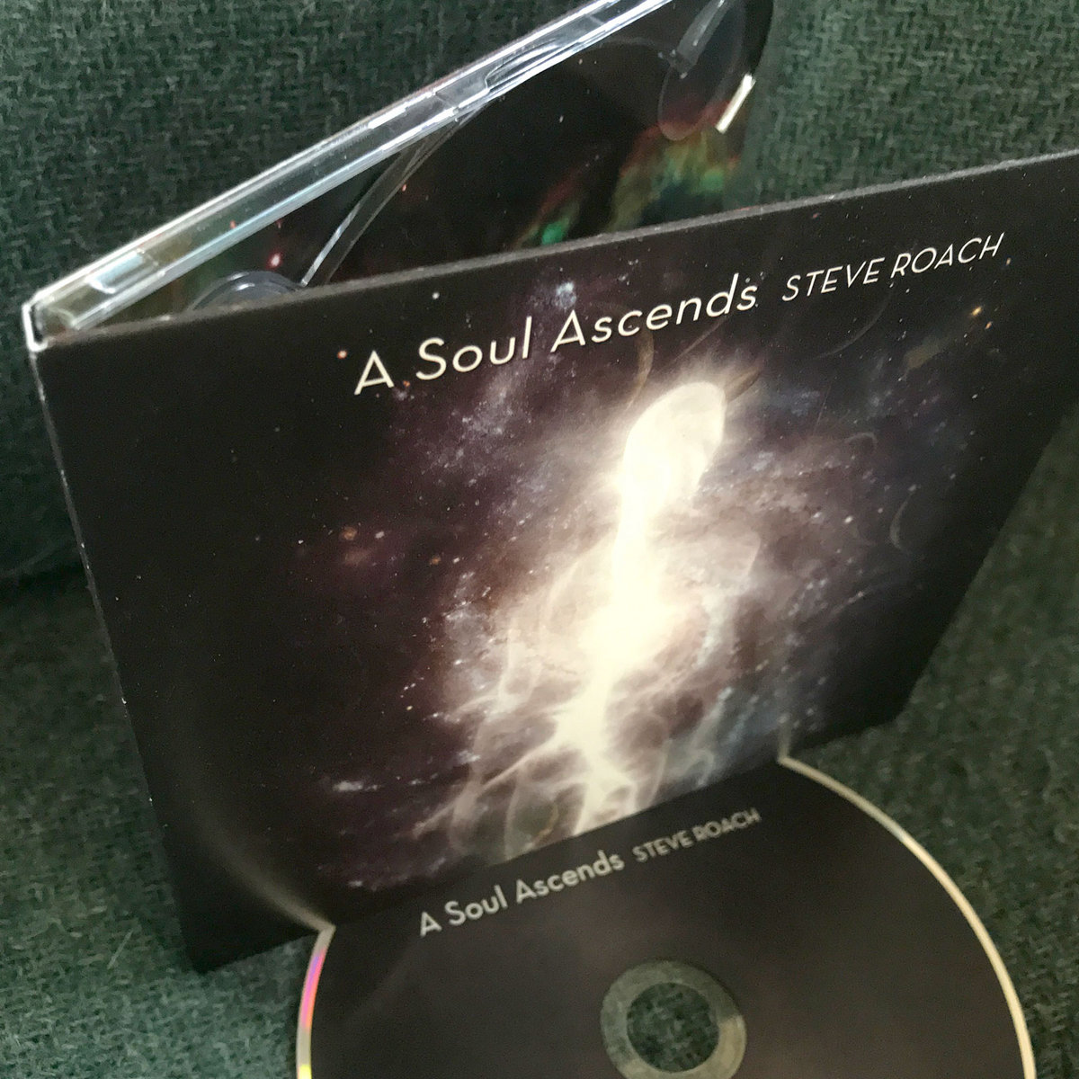 A Soul Ascends | Steve Roach | Projekt Records