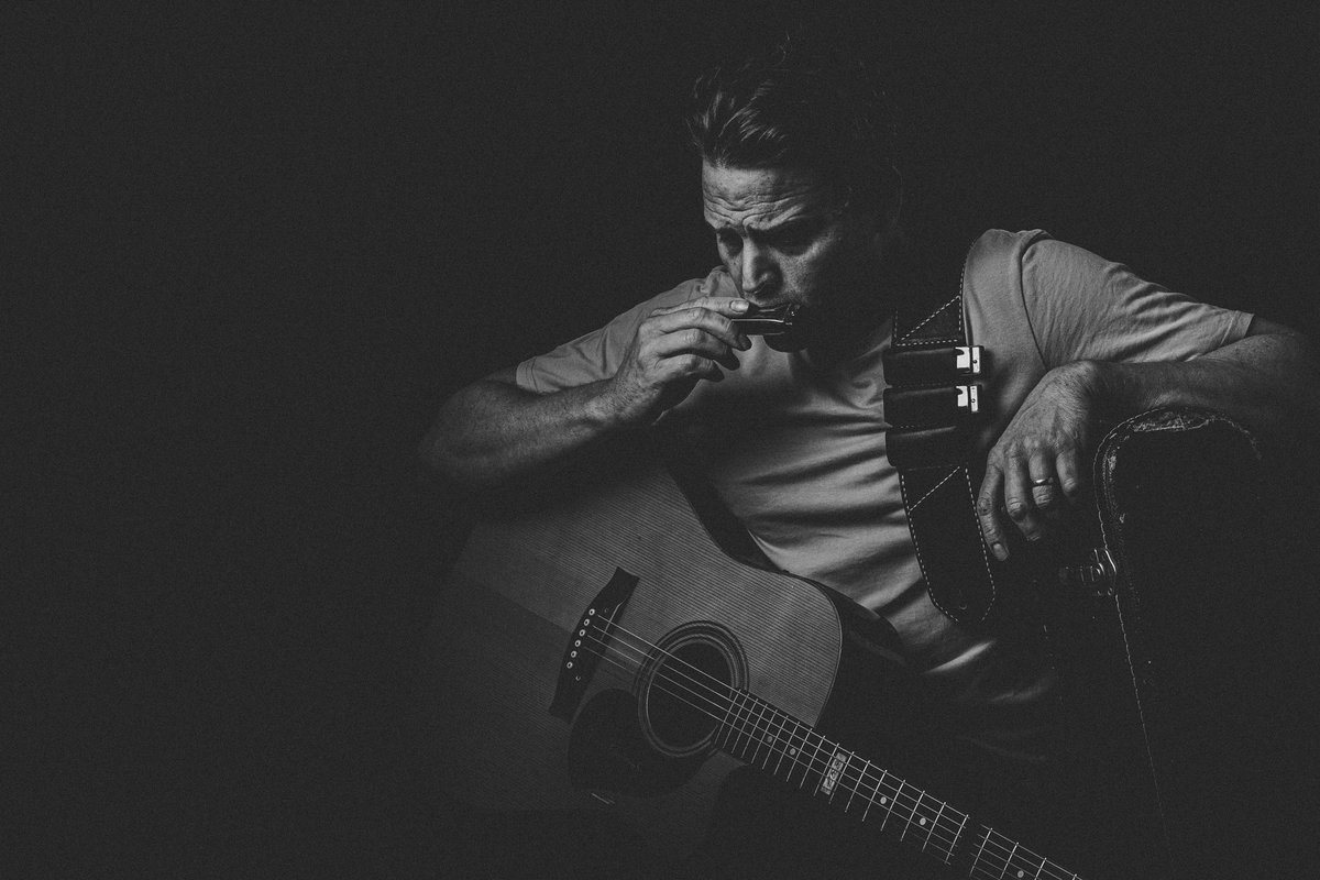 Steinman Carrera & The New Suit of Blues | Dave Power