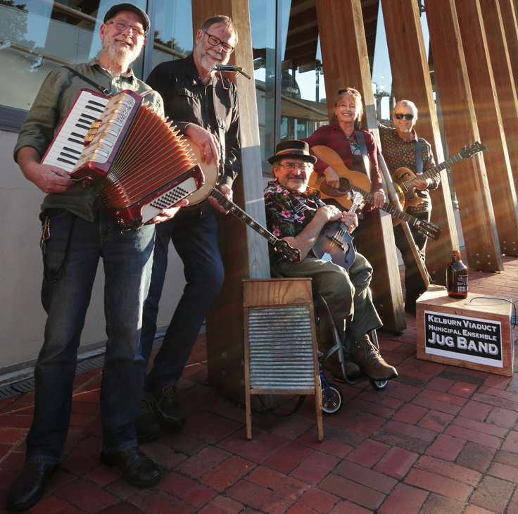 Stomp Around The Room | Kelburn Viaduct Municipal Ensemble Jug Band