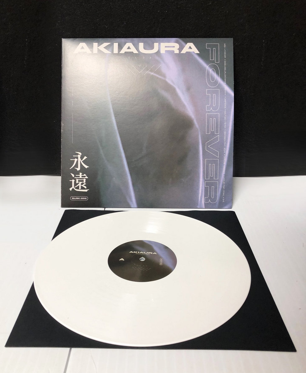 Forever | akiaura | VILL4IN