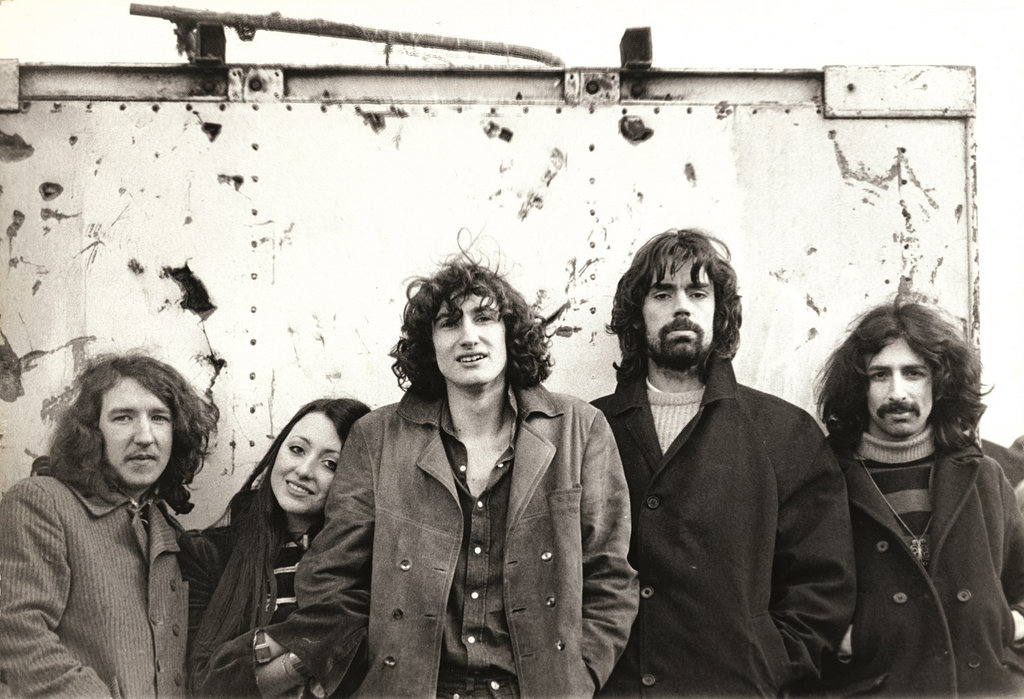 Rediscovering the Mystic Beauty of UK Psych-Folk Outfit Trees ...