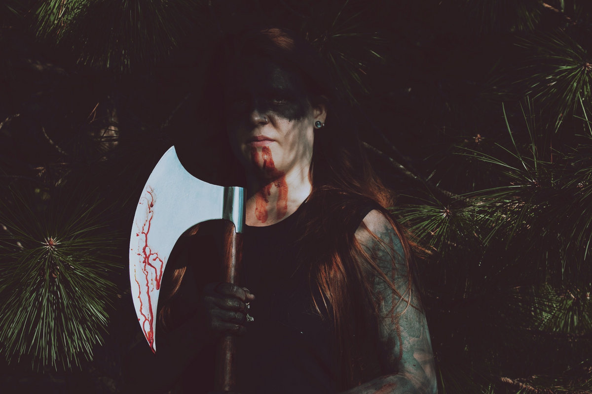 Eljudnir | Heksebrann