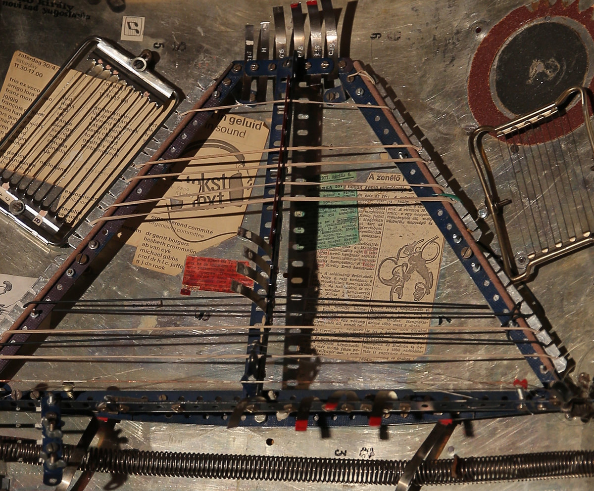 Artists | strange strings