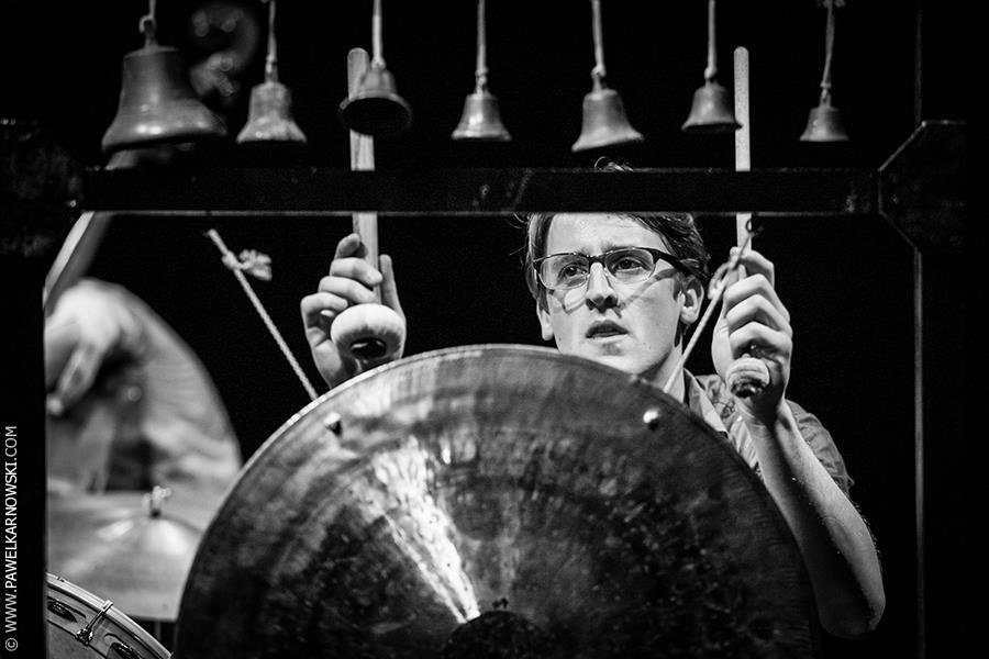 INFORMAL SHAPES | Szilveszter Miklós