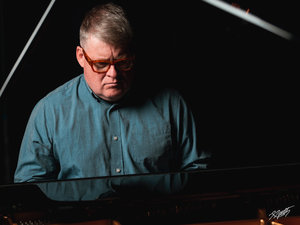 Music | Peter Urpeth