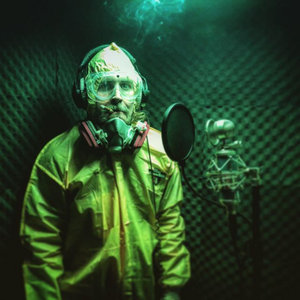 Music | The Dylan Farnum Look