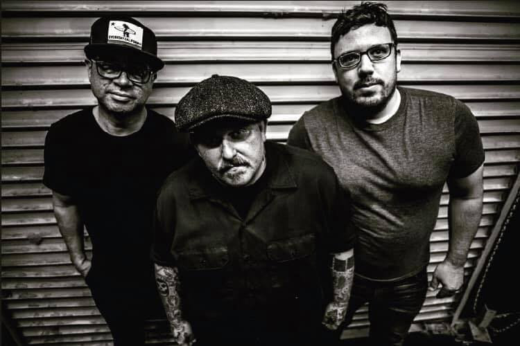 Retroactive | Three Rounds