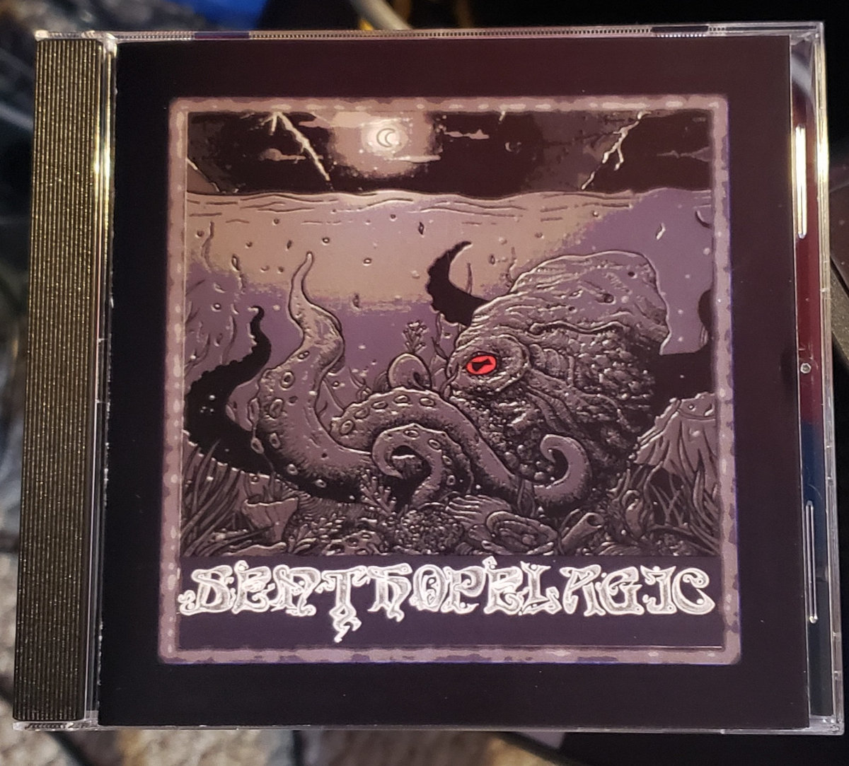 Benthopelagic | Benthopelagic