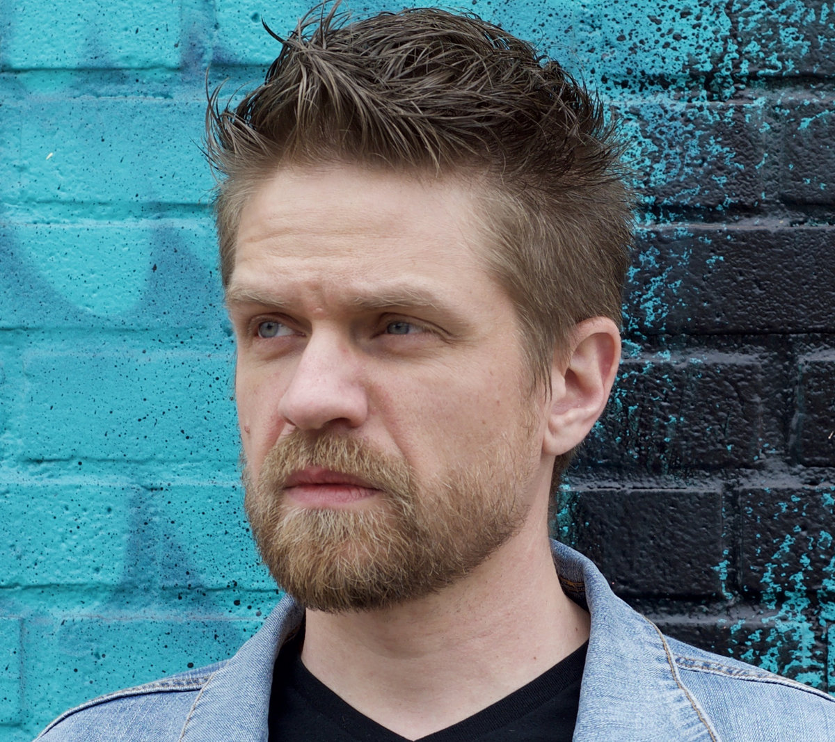 Lucky Ones | Eric Roberts