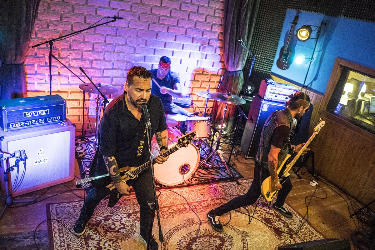 Already Dead | Ricky Diamond