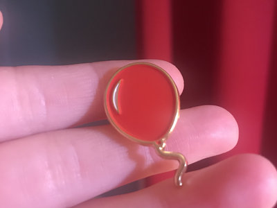 Red Balloon Pin | Al Menne