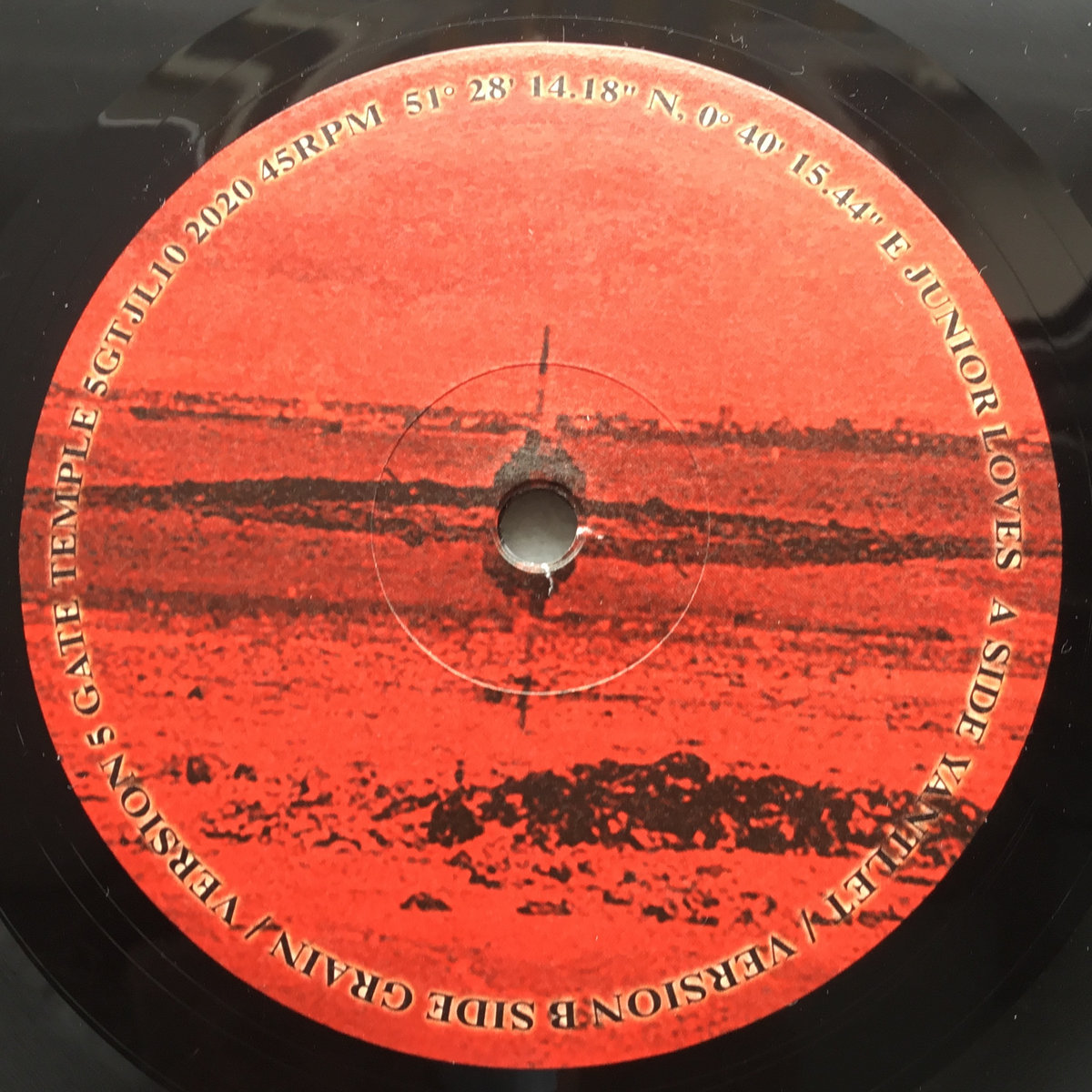 YANTLET / GRAIN | Junior Loves