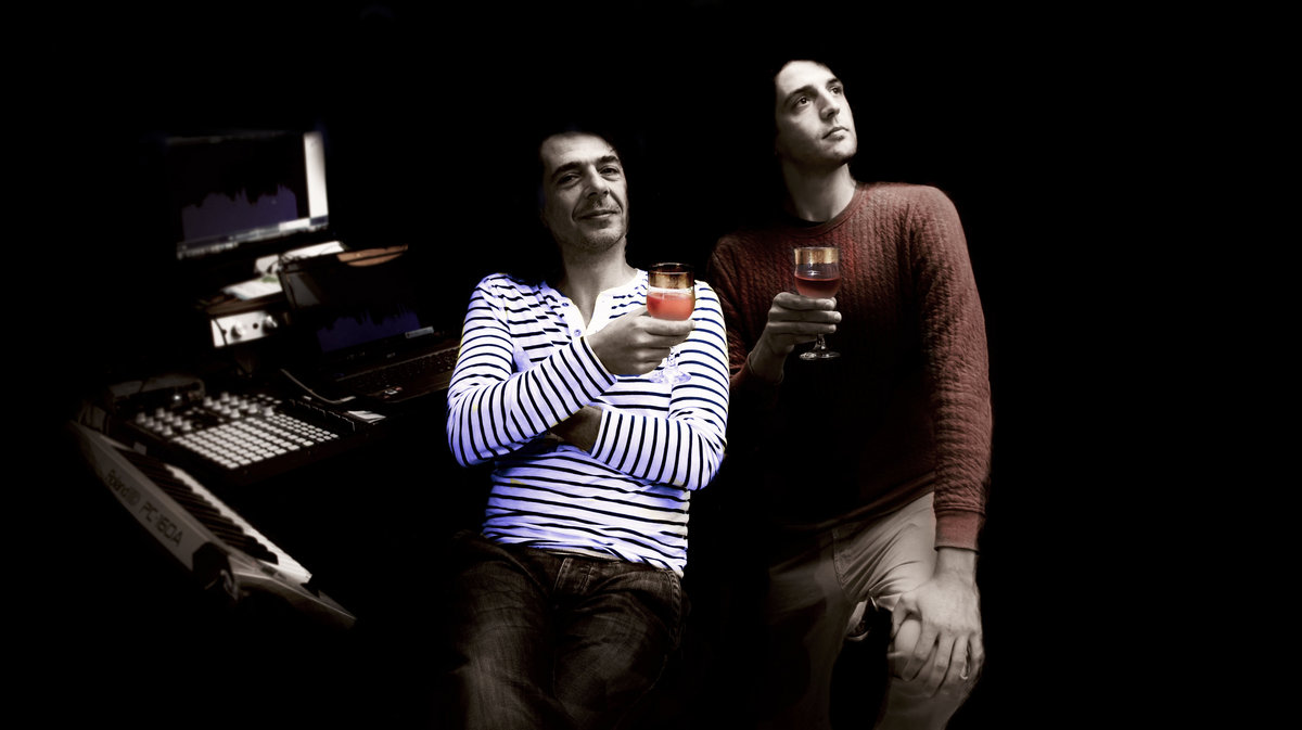 in 3's & intakt . privaatsorrow | intakt & cozy