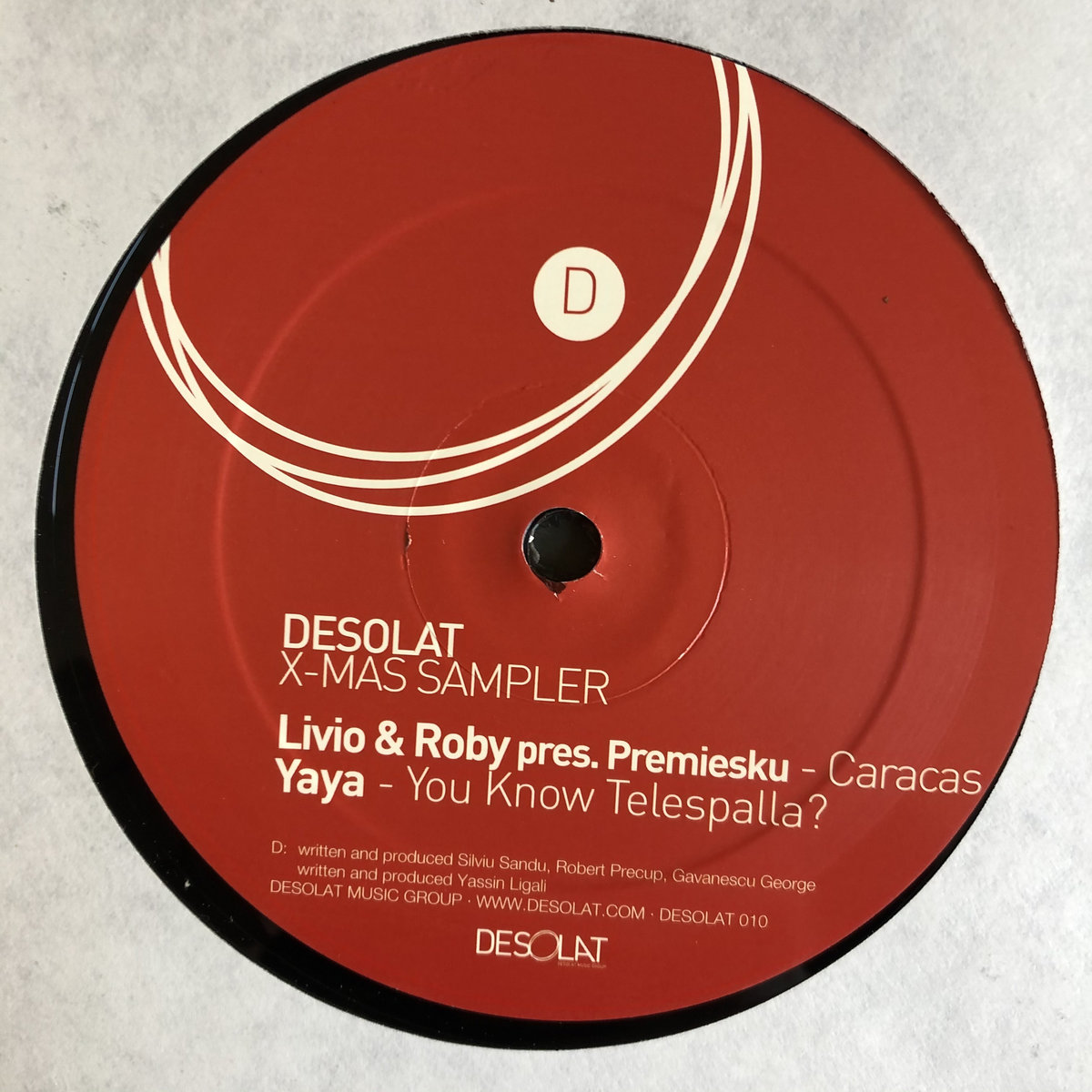 Desolat X-Sampler Red | Various Artists | Desolat