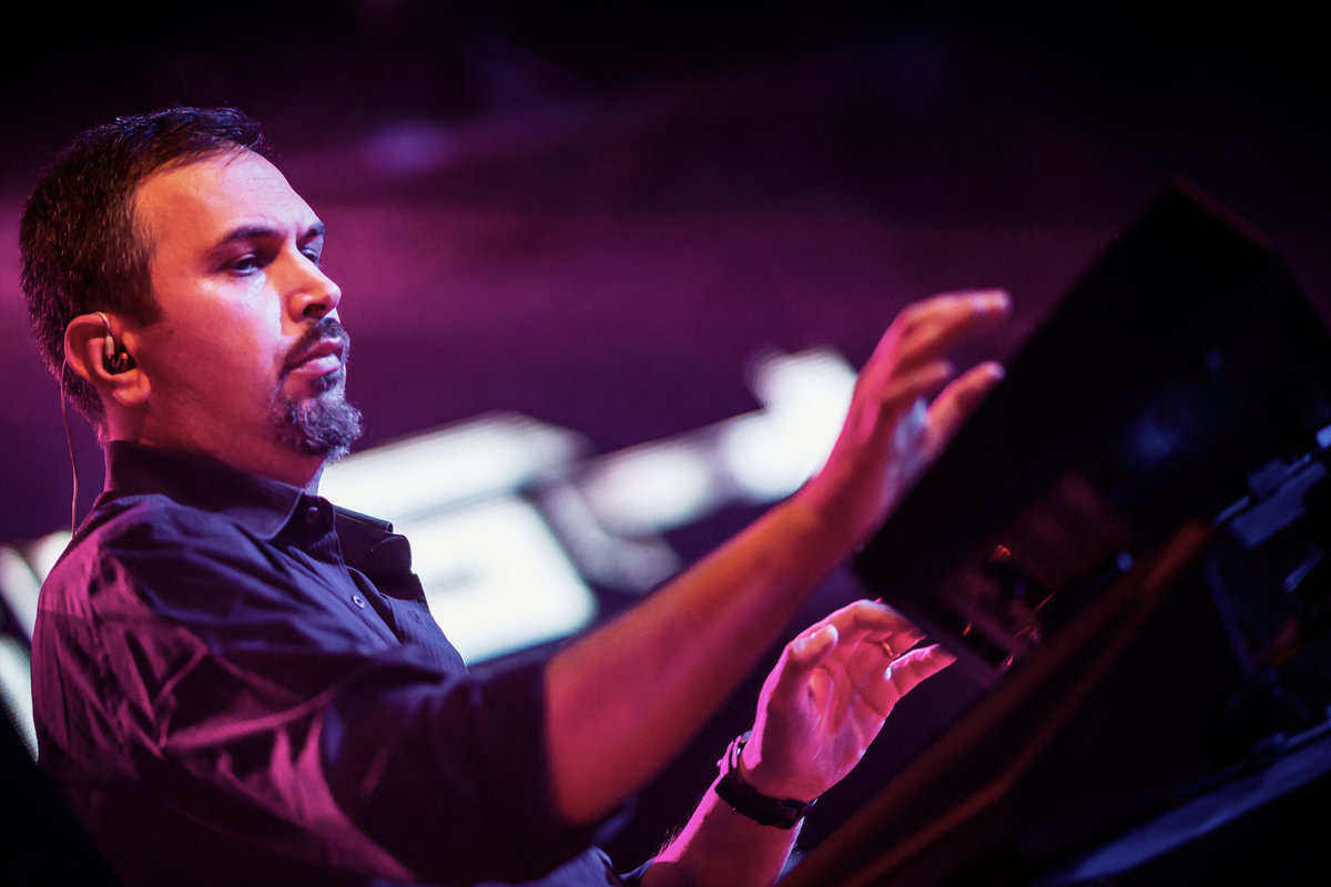 Flashlights | Alex Argento