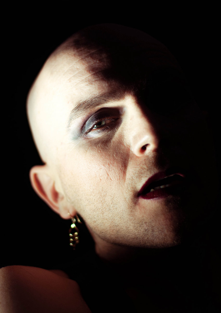 LOVE & ANARCHY | Kiss Of Anarchy