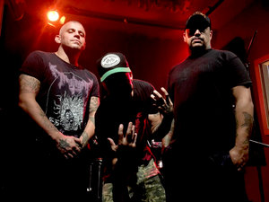 Music | FRENETIC TRIO