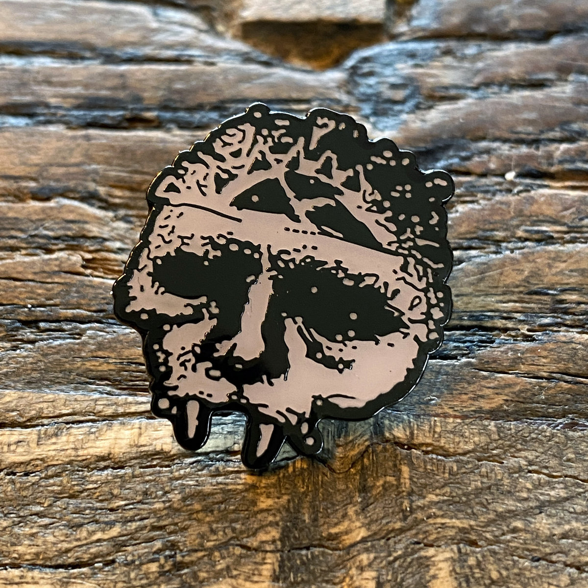 INTEGRITY enamel SKULL logo pin | Integrity