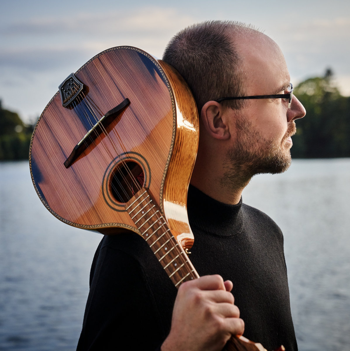 Rowing (feat. Oliver Kälberer, Arayik Bakhtikyan, Michael Kiske, Martin ...