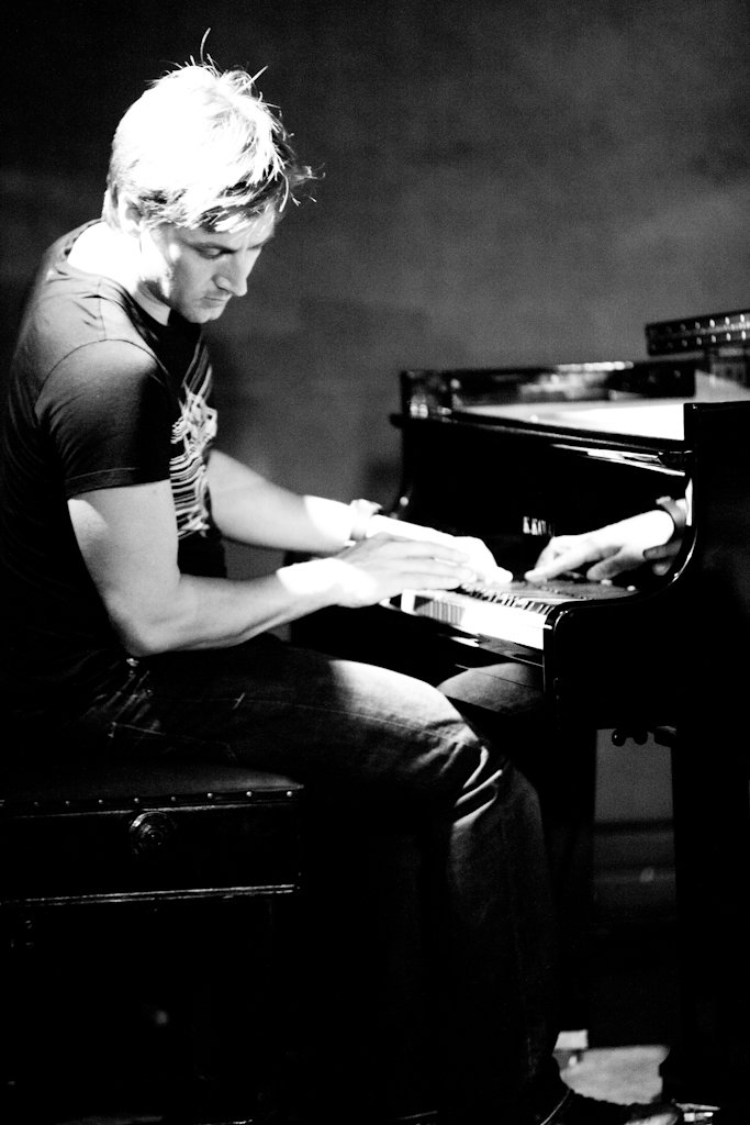 OUTLINE | Jason Reolon Trio | Jason Reolon