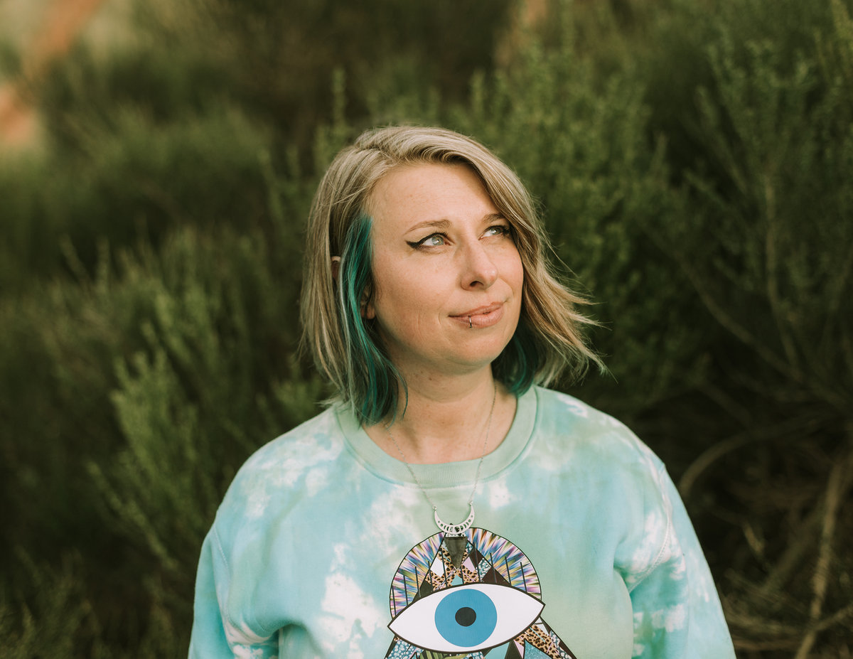 Cut Through The Noise | Anna Gram