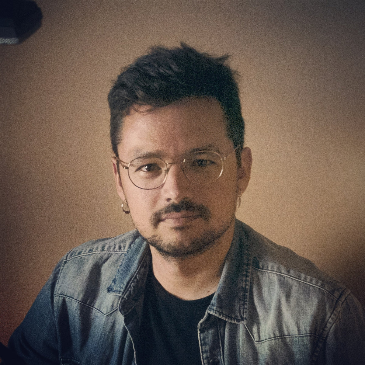 Steel Whispers | Albert Paredes