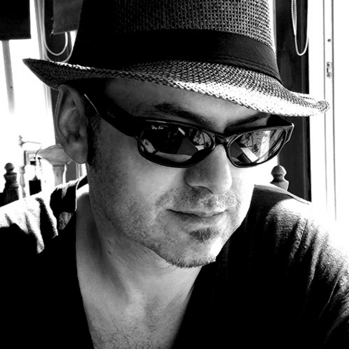 California (extended) | Perry Blake | Moochin' About