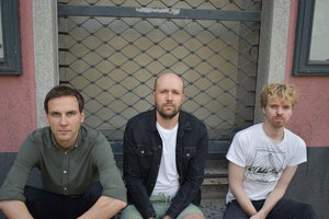 Music | Substitute Men