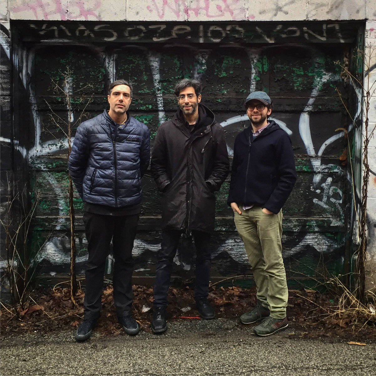 Loss And Gain | James Ilgenfritz, Brian Chase, Robbie Lee