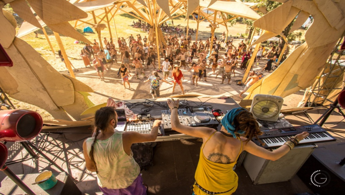 Divine Stones (LP) | JoYfull NaTives In Chill | JoYfull NaTives