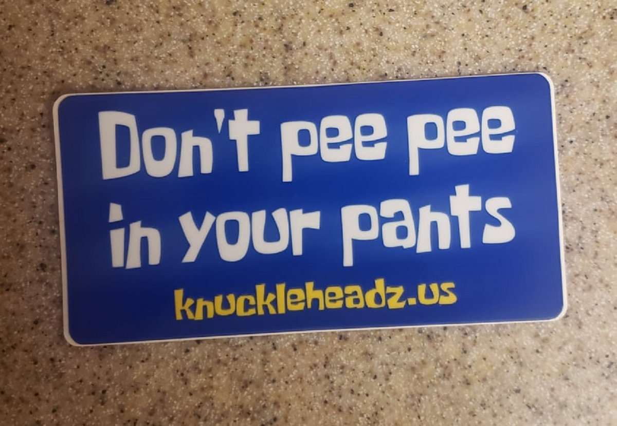 Don't Pee Pee Sticker | Knuckleheadz