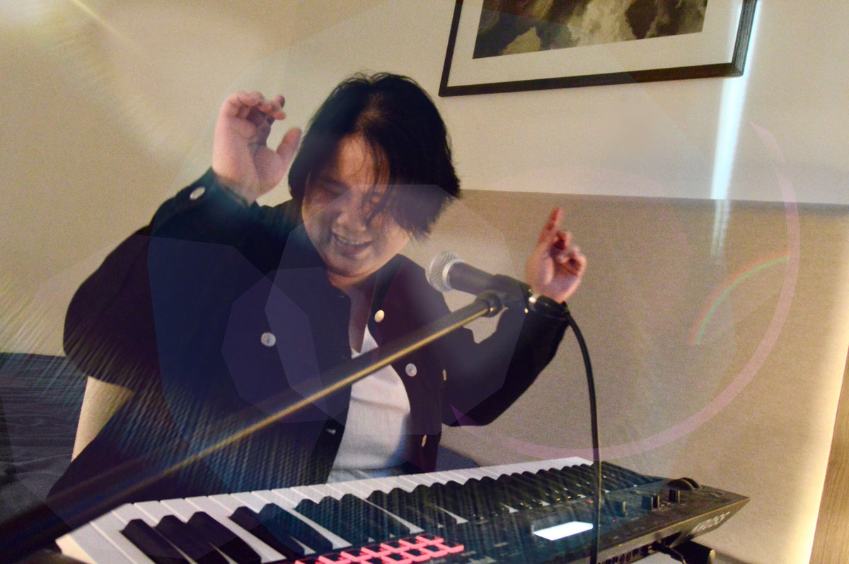 Little Grooves | Veronica Tan