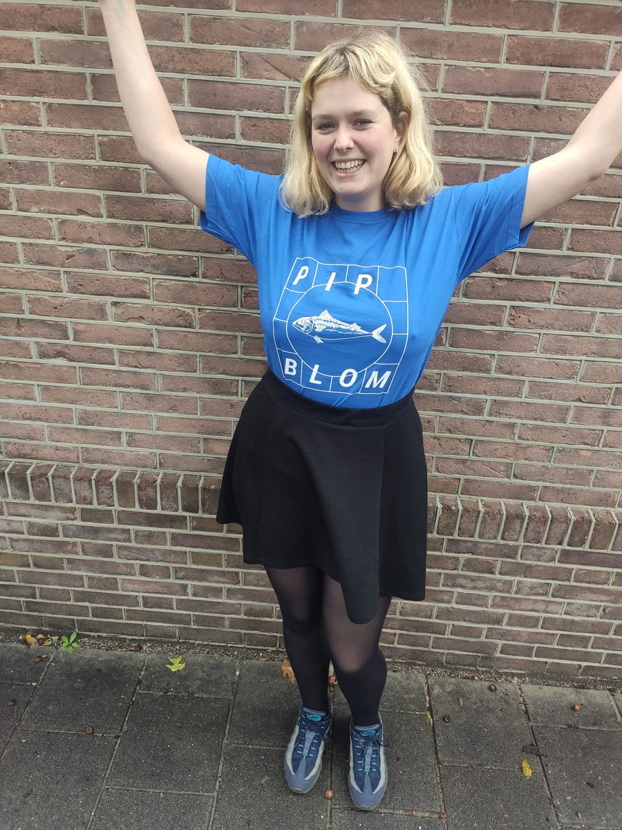 "Pip Blom" fish t-shirt, blue | Pip Blom
